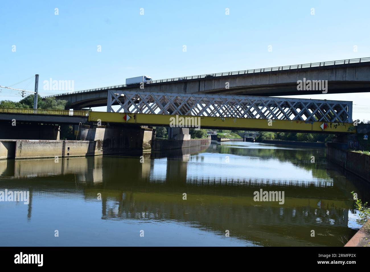 railroad bridge with a highway bridge above Stock Photo - Alamy