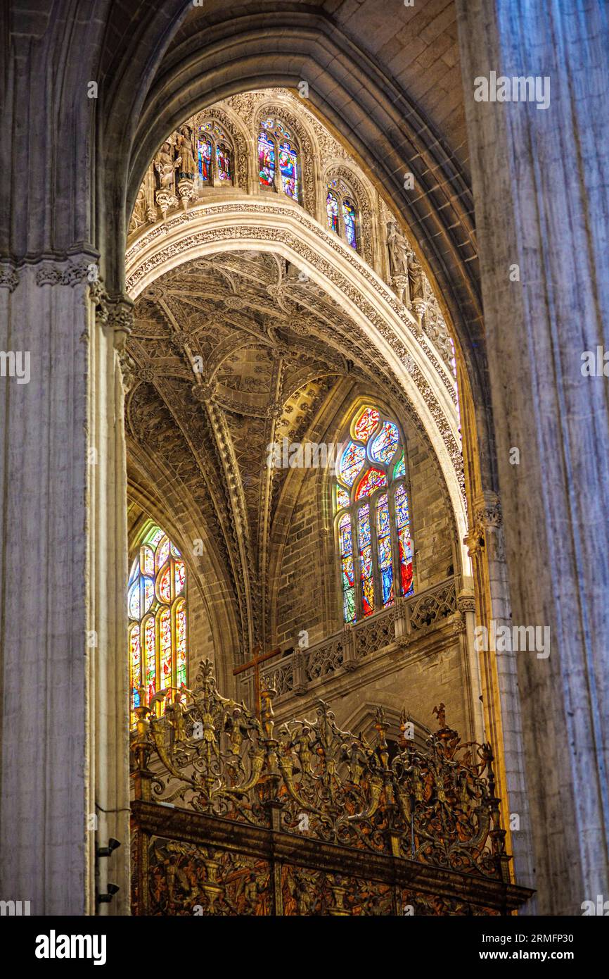 North side aisle from nave hi-res stock photography and images - Alamy