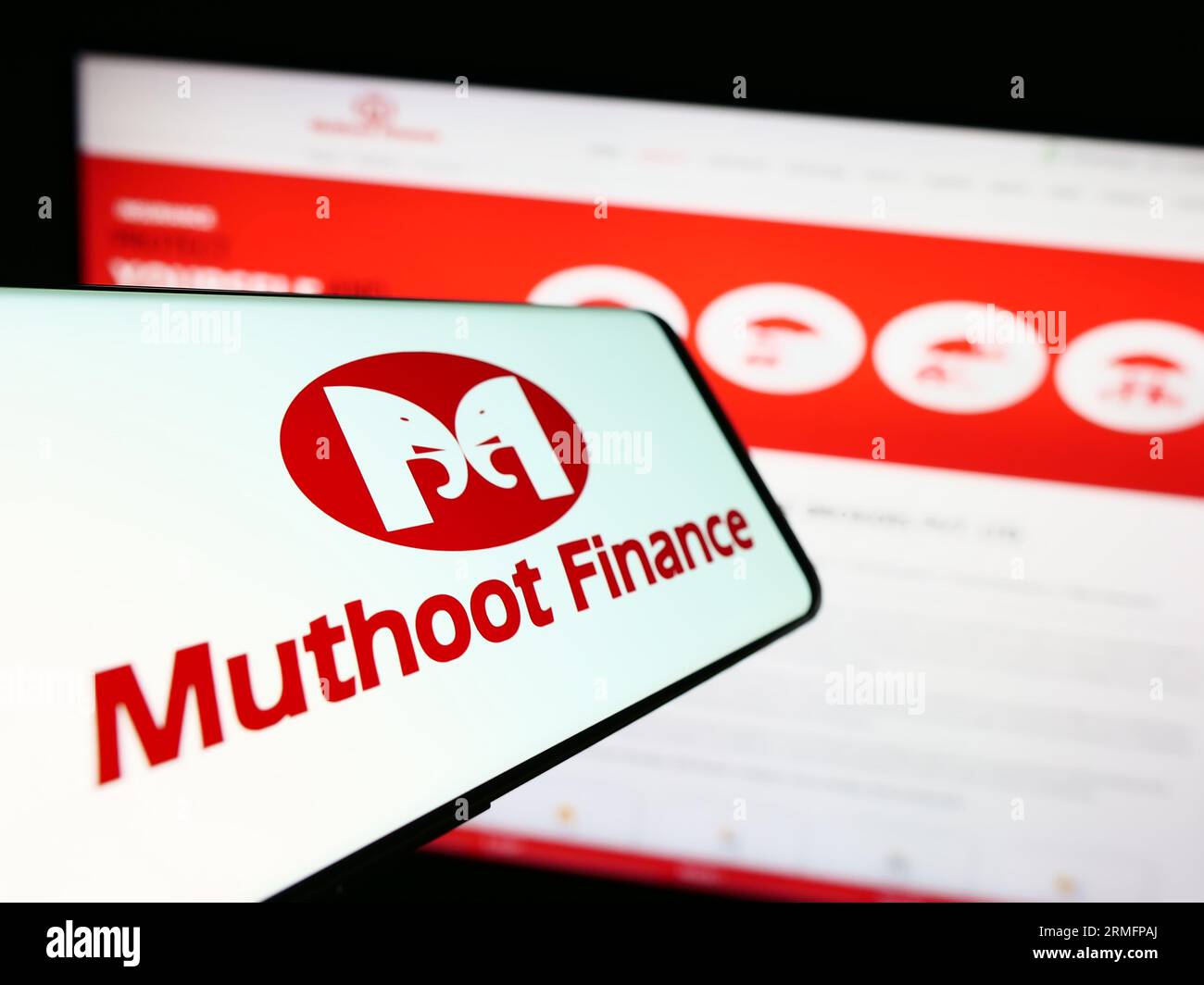 Logotipo Del Grupo Muthoot Peruchazhi (2014) Fotos IMDb