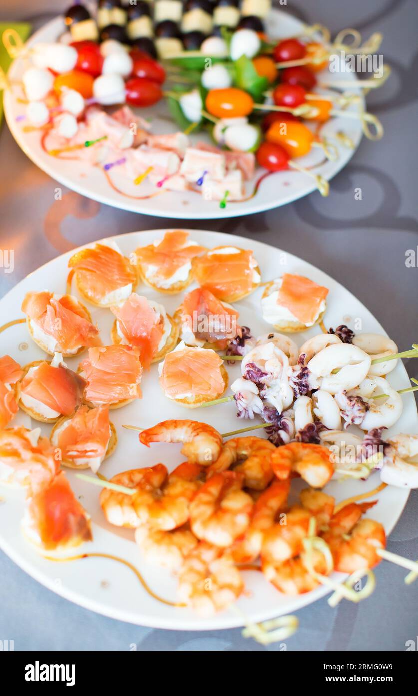 Elegant gourmet appetizers served hi-res stock photography and images ...
