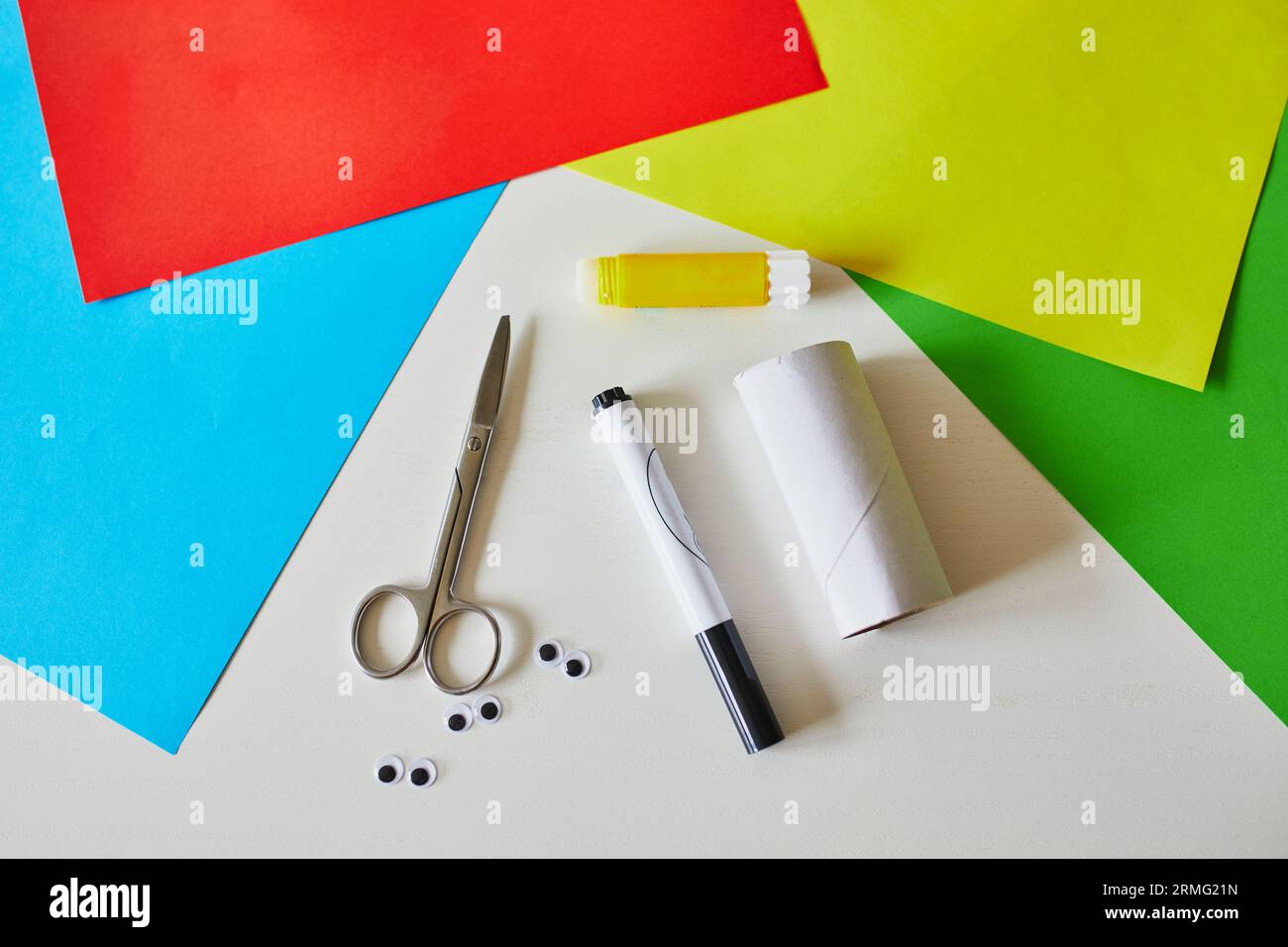 Making funny creatures from toilet paper roll tube and colorful paper ...