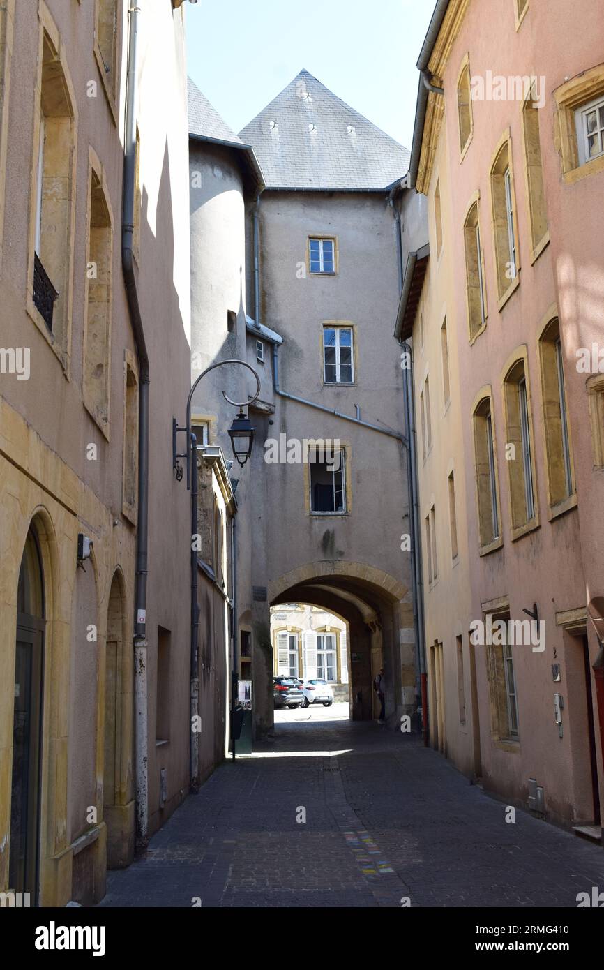 city gate in the streets Stock Photo - Alamy