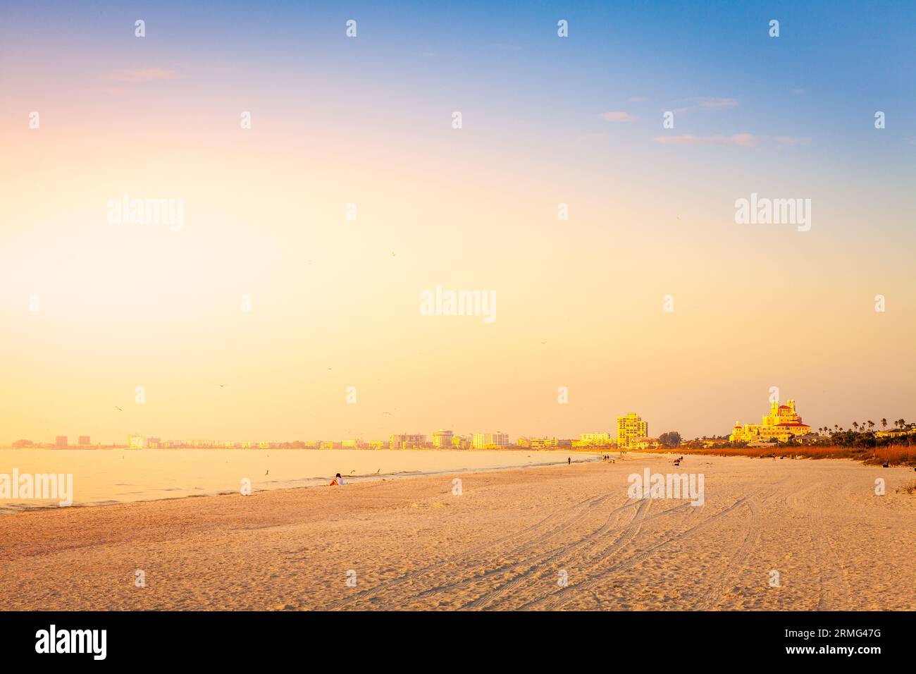 South florida beach resort hi-res stock photography and images - Alamy