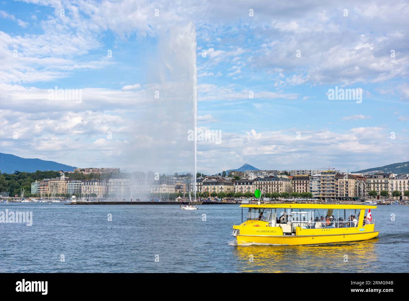 Lac lake mouette waterbus mouette genevoises water taxi ferry th hi-res stock photography and ...