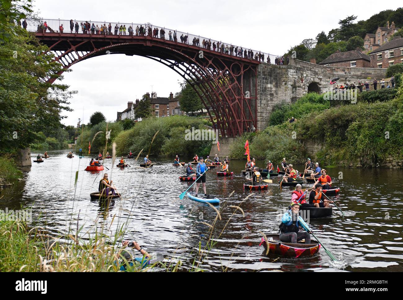 Ironbridge, Shropshire, Uk. Coracle Regatta. August 28th 2023 ...