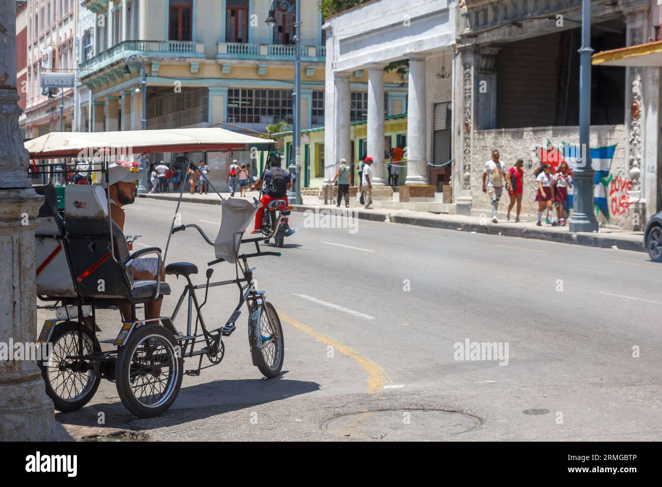 Bicitaxi hi-res stock photography and images - Alamy