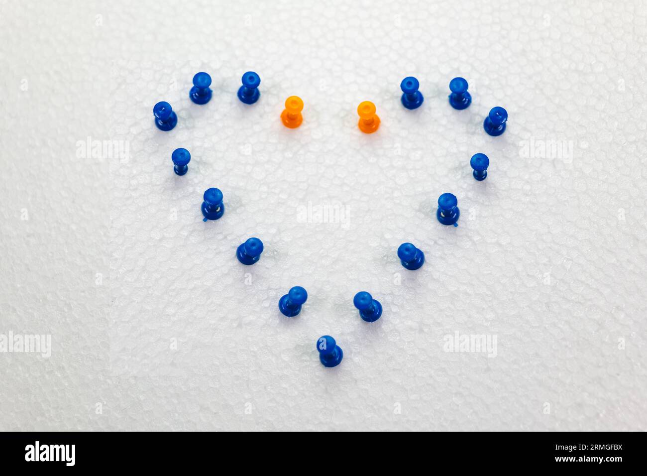 This heart-shaped notice board pin is perfect for pinning messages ...