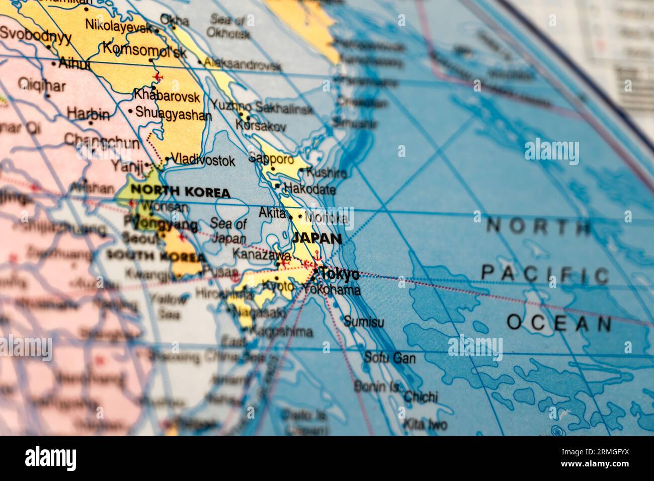 World map physical map hi-res stock photography and images - Alamy