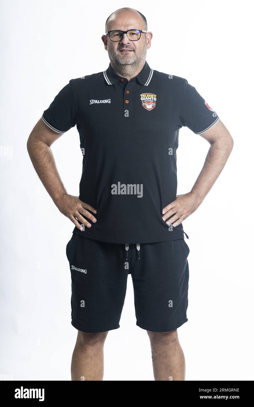 Antwerp, Belgium. 28th Aug, 2023. Antwerp's head coach Ivica Skelin ...