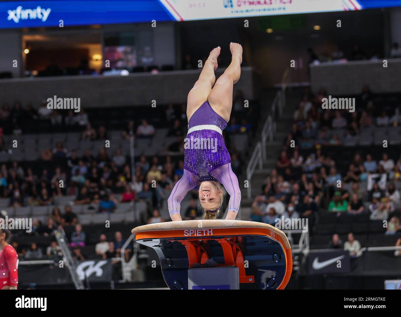 August 25, 2023: Joscelyn Roberson performs one of her vaults during ...