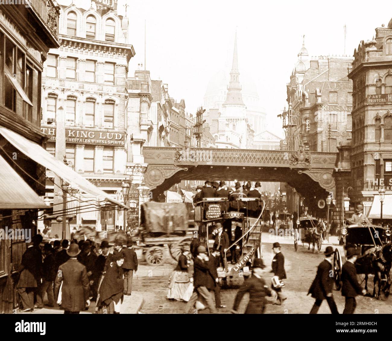 Ludgate bridge hi-res stock photography and images - Alamy
