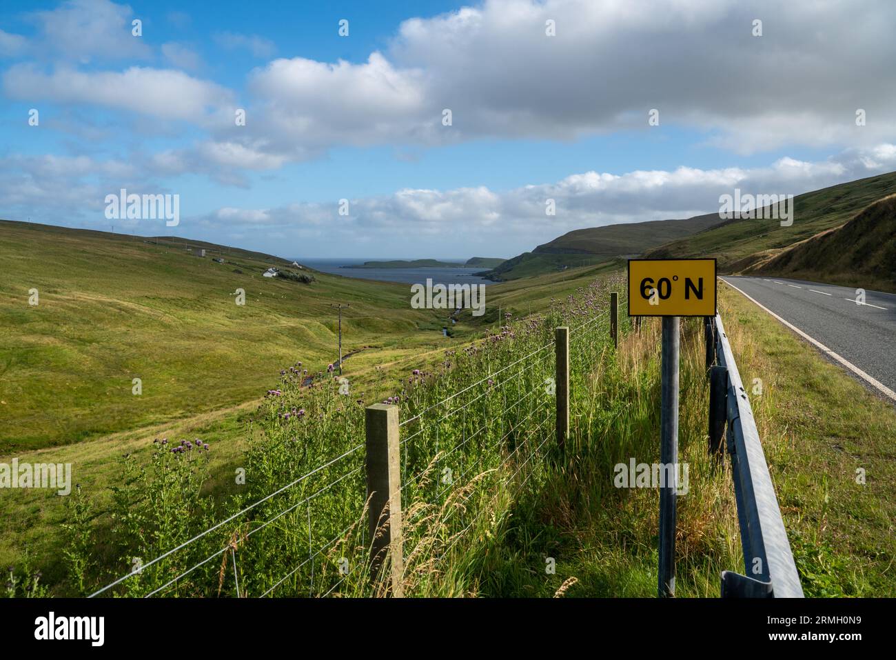 60 degree North sign,Shetland Stock Photo - Alamy