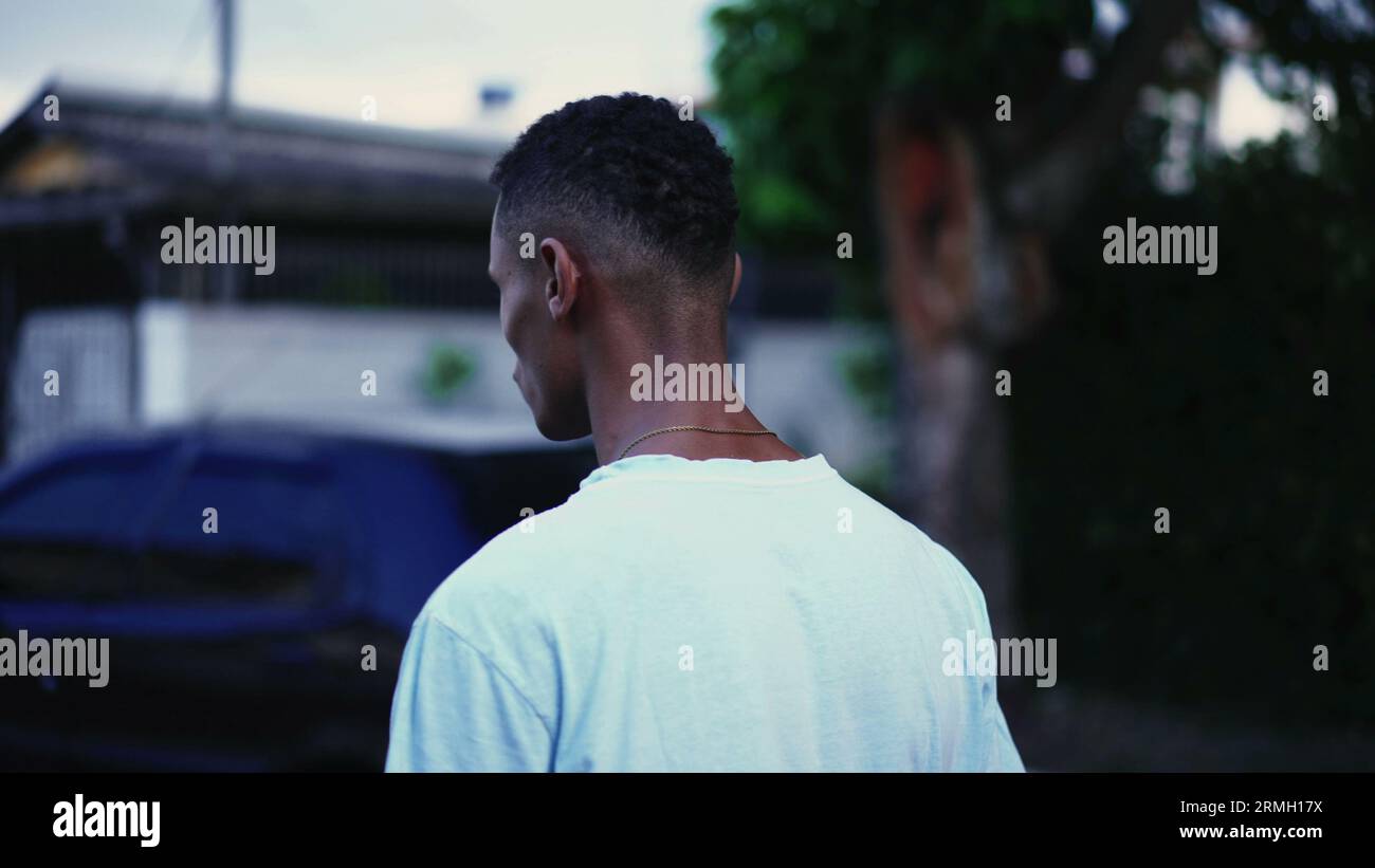 Forward tracking shot hi-res stock photography and images - Alamy