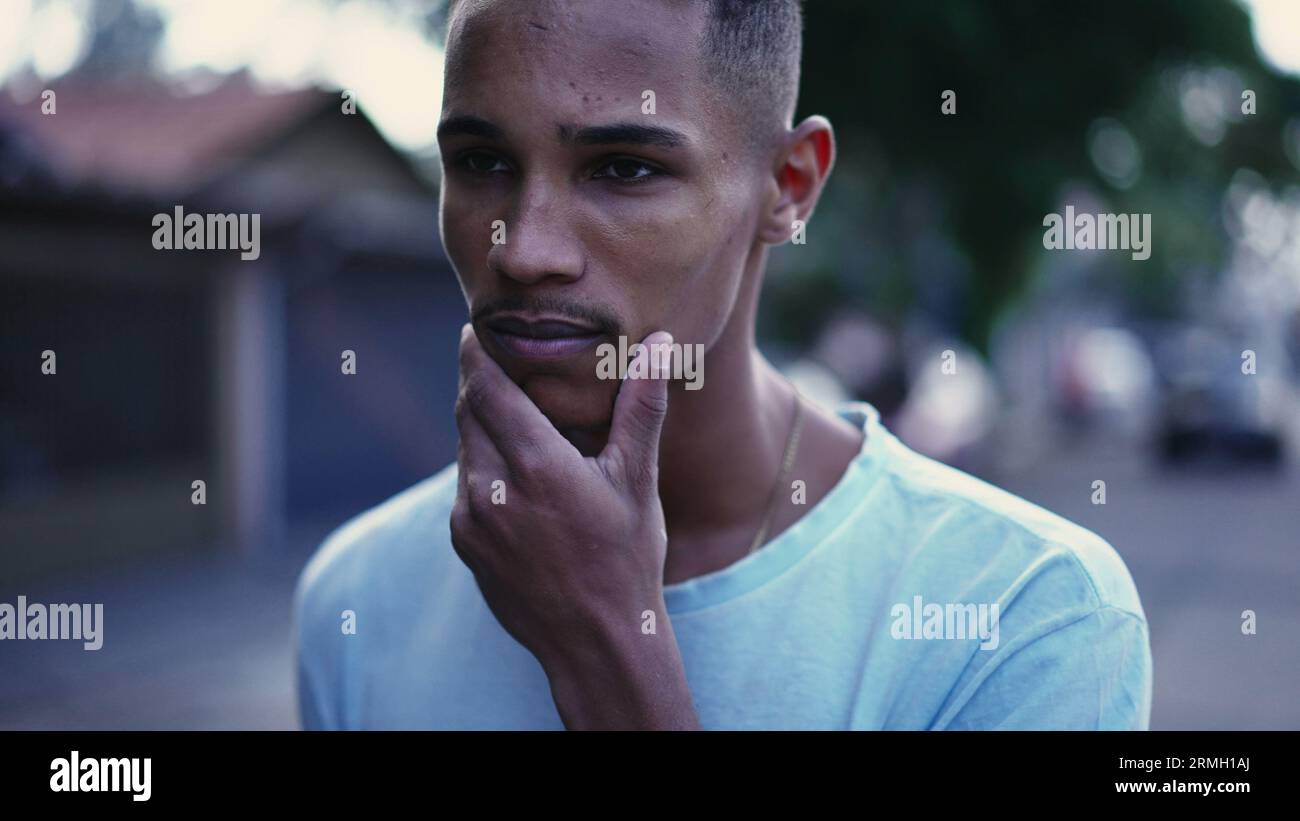 Forward tracking shot hi-res stock photography and images - Alamy