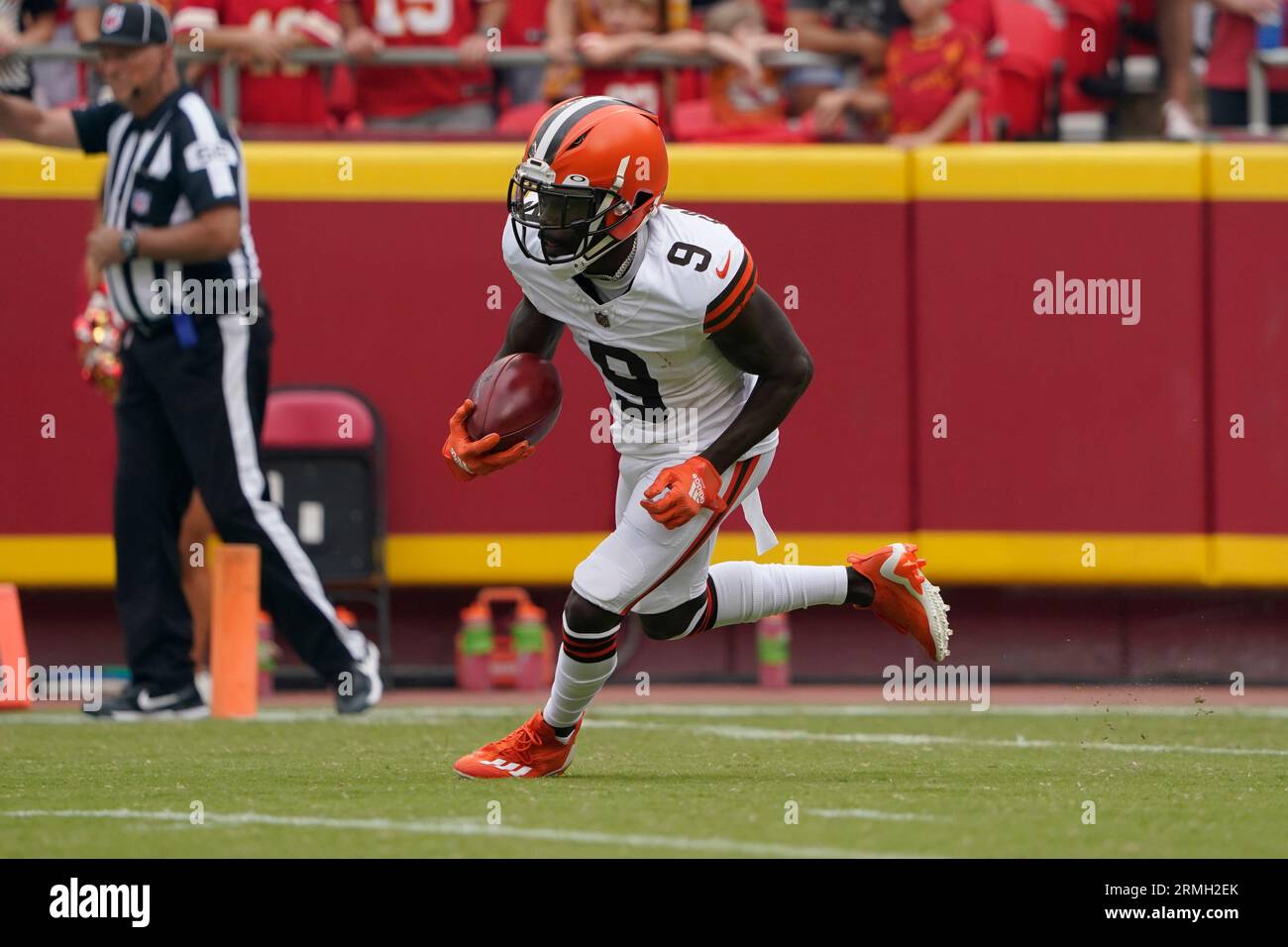 Cleveland Browns wide receiver Jakeem Grant Sr. (9) runs during an NFL ...
