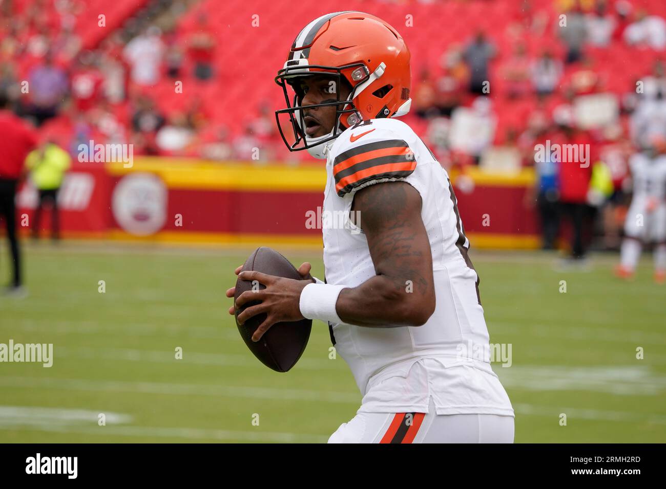 Cleveland Browns quarterback Deshaun Watson (4) during an NFL preseason ...