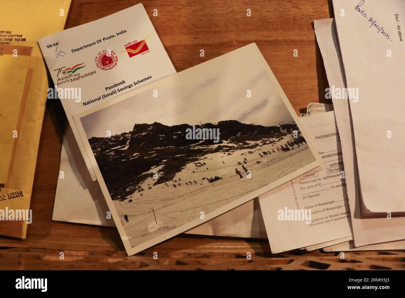 Srinagar, Kashmir, India. 29th Aug, 2023. A view of postcard before ...