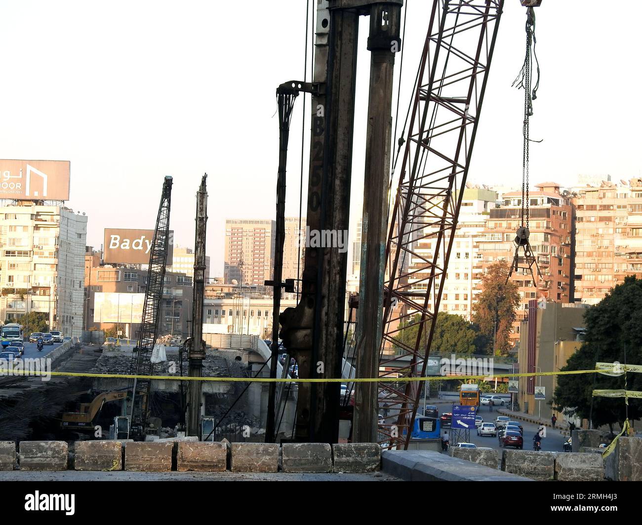 15th may bridge cairo hi-res stock photography and images - Alamy