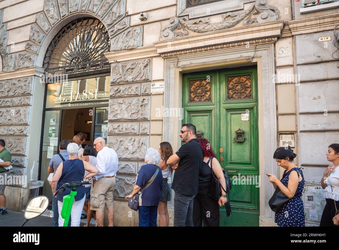 Fassi ice cream rome hi-res stock photography and images - Alamy