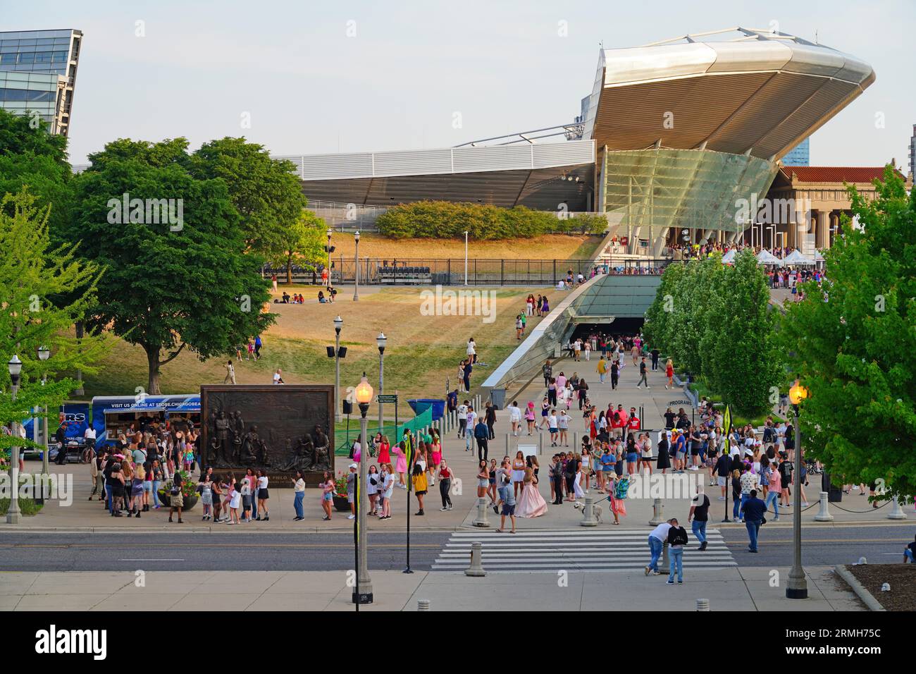 Taylor swift eras chicago hi-res stock photography and images - Alamy
