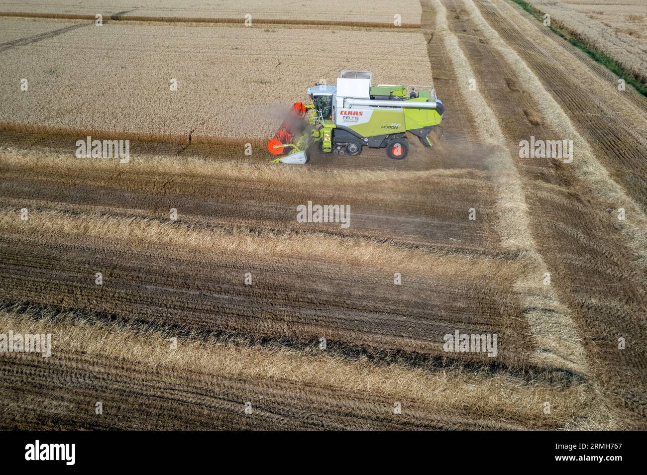 Sunshine header harvester hi-res stock photography and images - Alamy