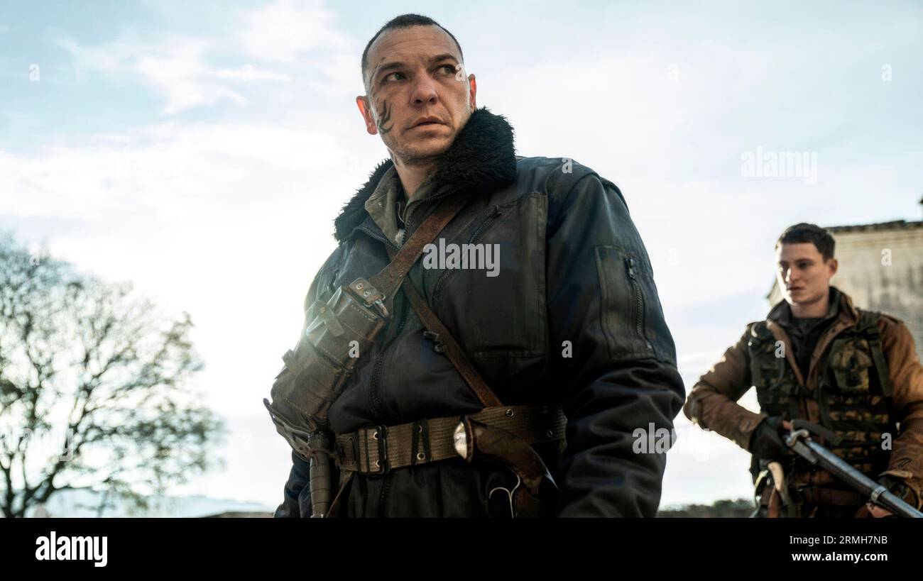 The walking dead tv still hi-res stock photography and images - Alamy