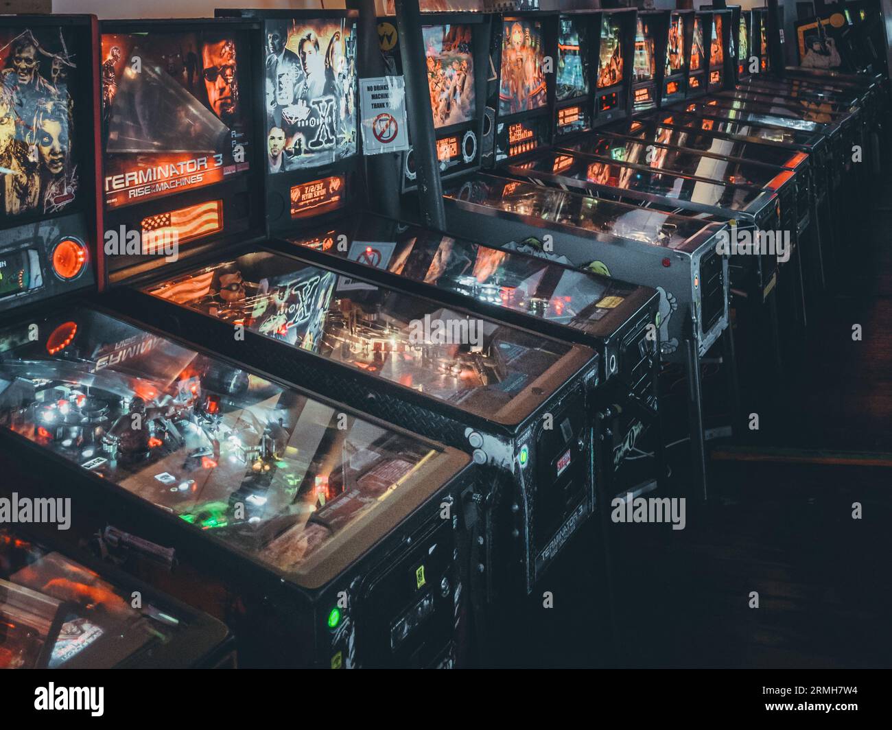 Pinball wizard hi-res stock photography and images - Alamy