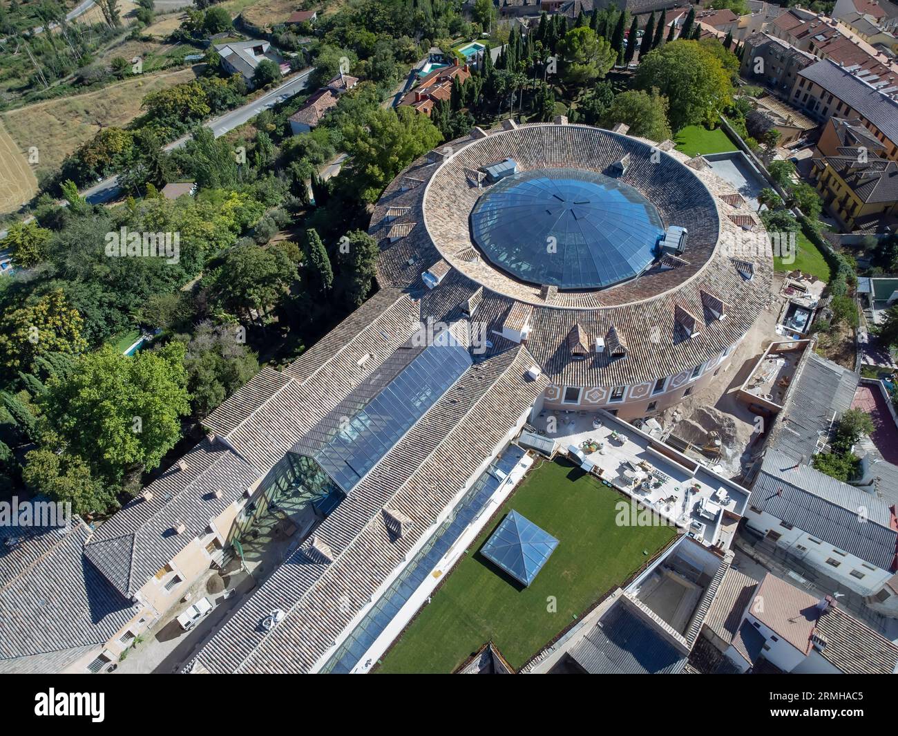 Factory rooftop hi-res stock photography and images - Alamy