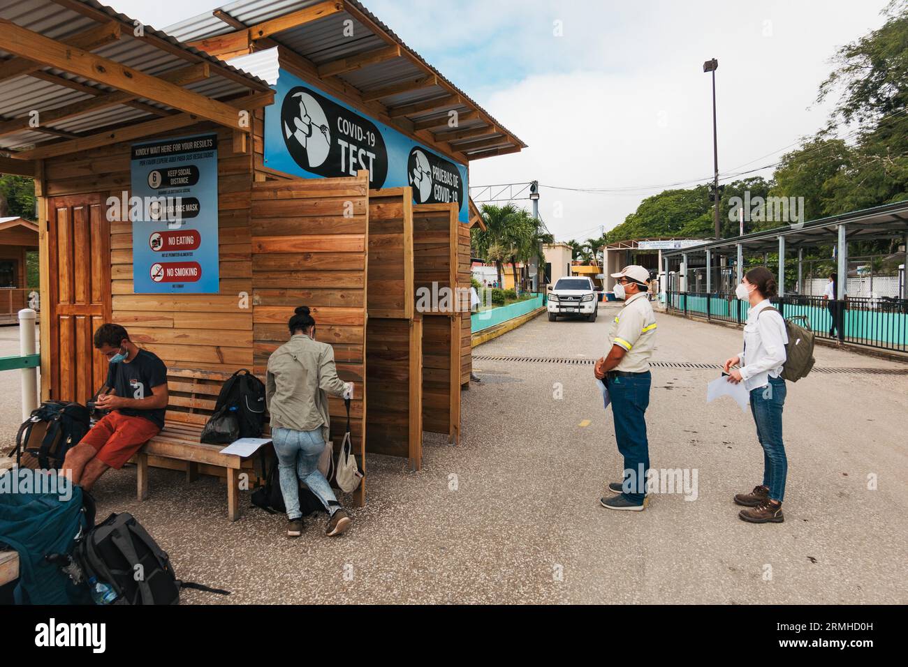 a Covid-19 testing station at the Belizean border crossing from ...