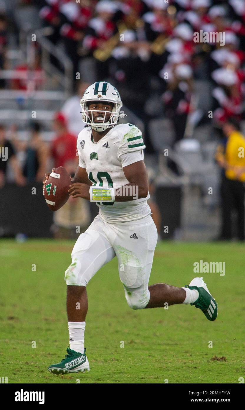 SAN DIEGO, CA - AUGUST 26: Ohio quarterback CJ Harris (10) looks for an ...