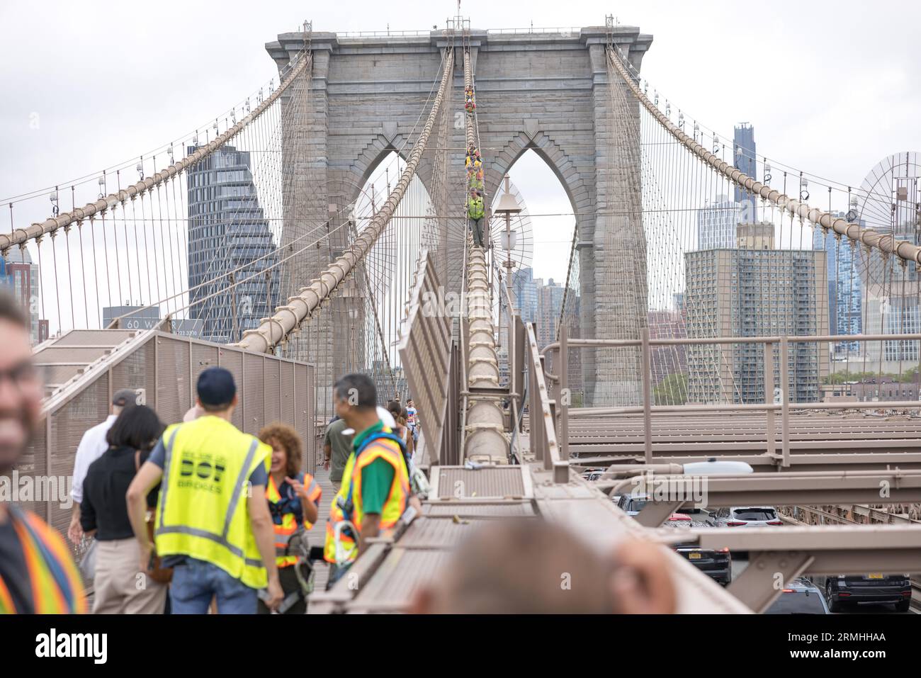 Operators are passengers transiting the structure of the Brooklyn ...