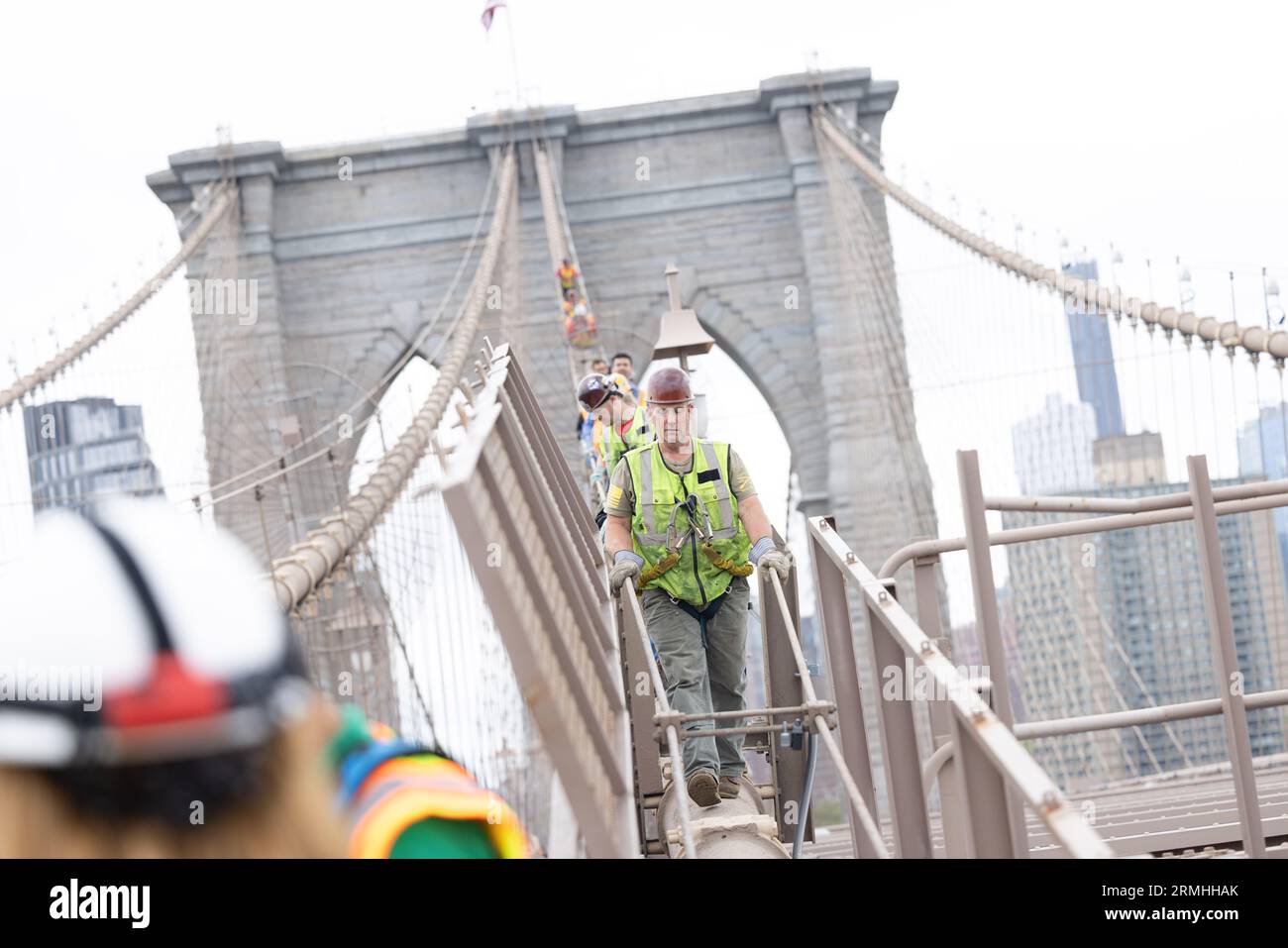 Operators are passengers transiting the structure of the Brooklyn ...