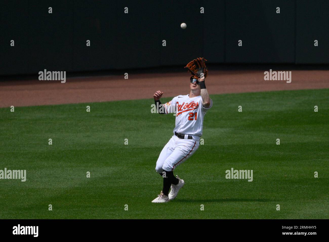 Baltimore Orioles left fielder Austin Hays (21) in action during a ...