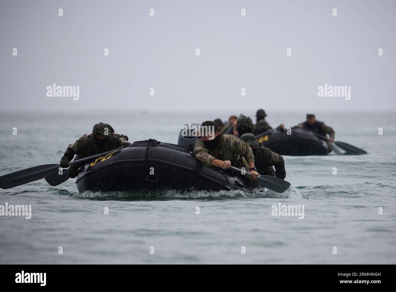 Members of U.S. Special Operations Command Korea and South Korea's Army ...