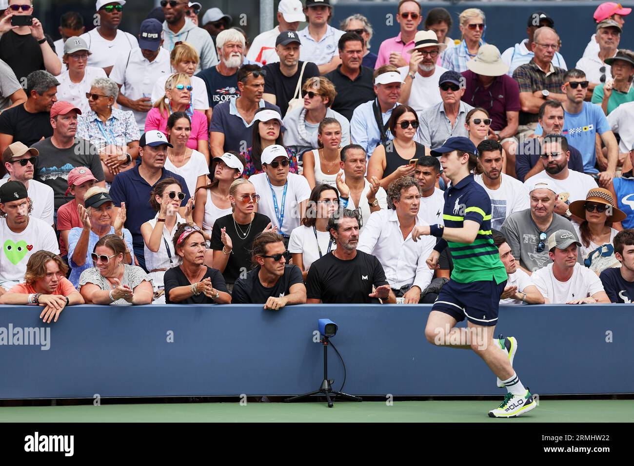 New York, New York, USA. 28th Aug, 2023. u.a. Aneke Rune (DEN) - Mutter ...