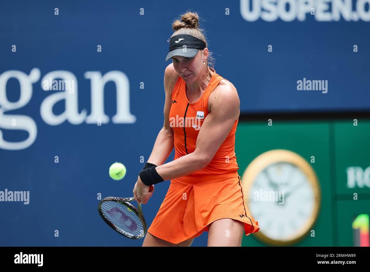 New York, New York, USA. 28th Aug, 2023. Beatriz Haddad Maia (BRA) in ...