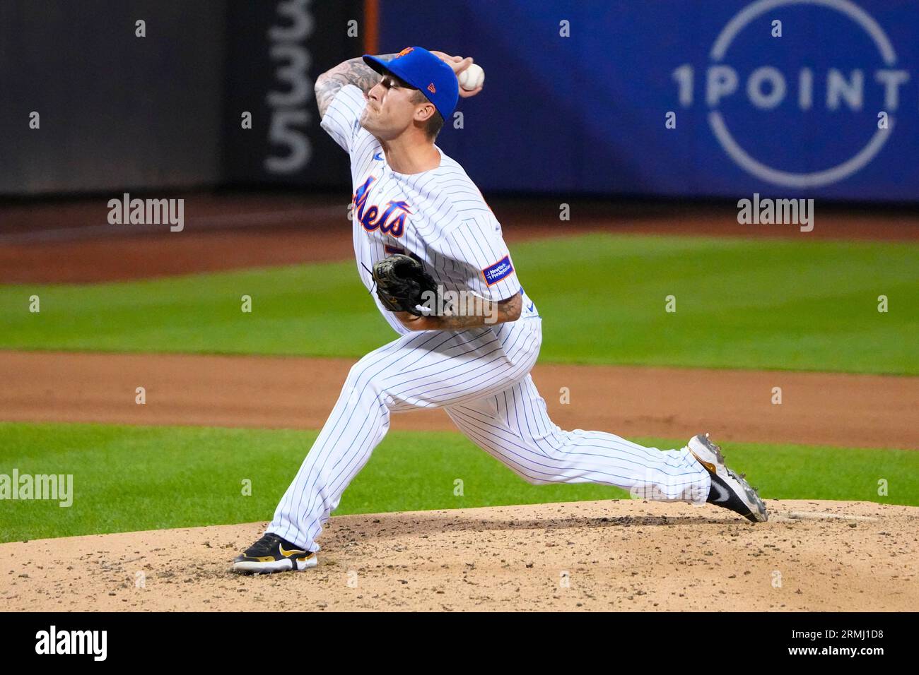 FLUSHING, NY - AUGUST 28: New York Mets Pitcher Sean Reid-Foley (71 ...