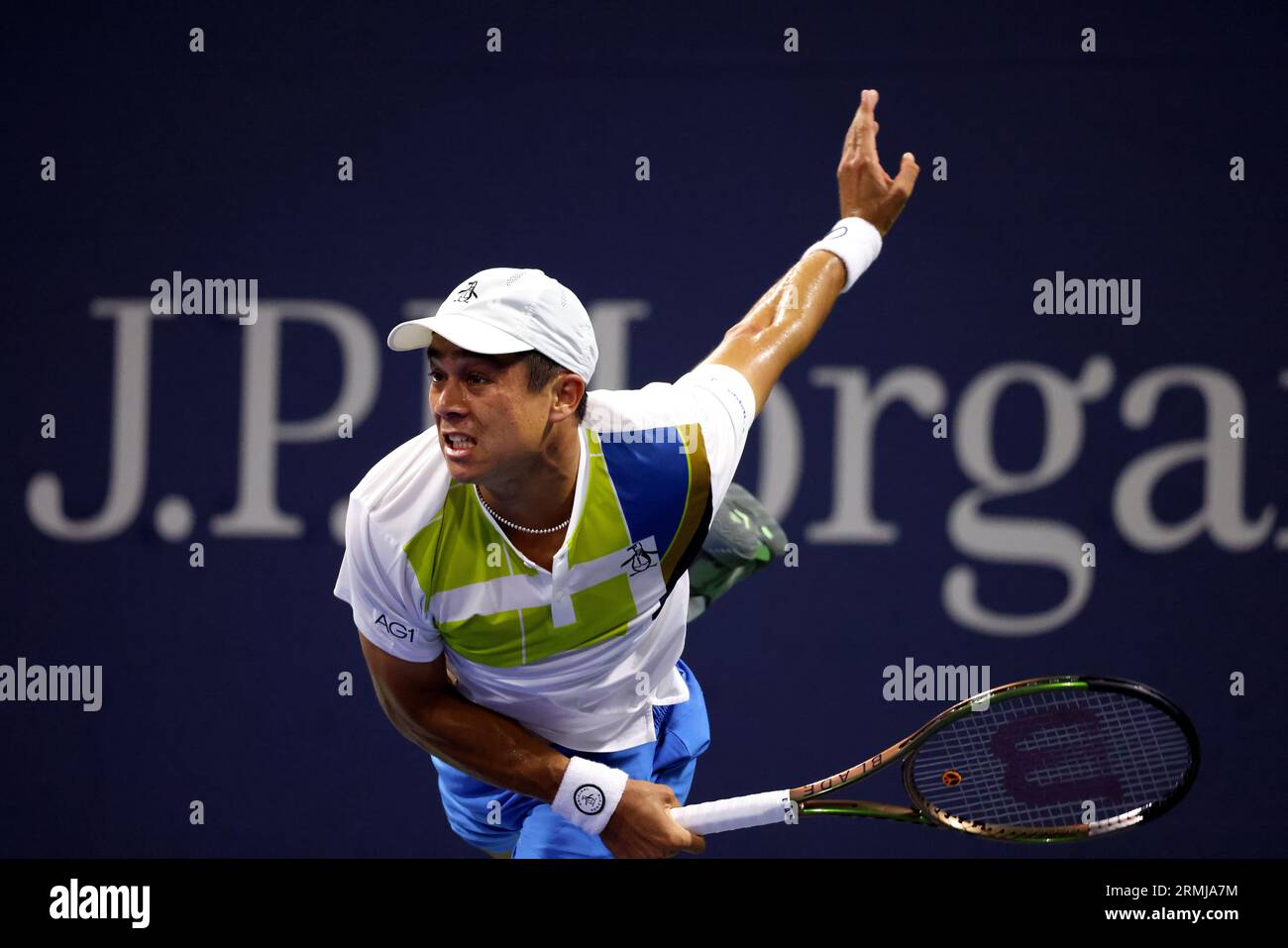 Mackenzie mcdonald action hi-res stock photography and images - Alamy