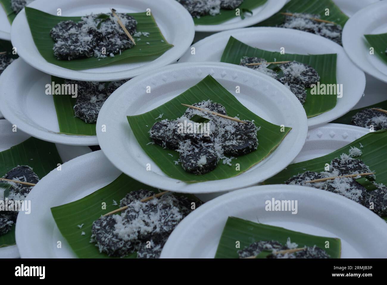 Ongol-ongol is one of traditional snacks from West Java Indonesia. Made ...