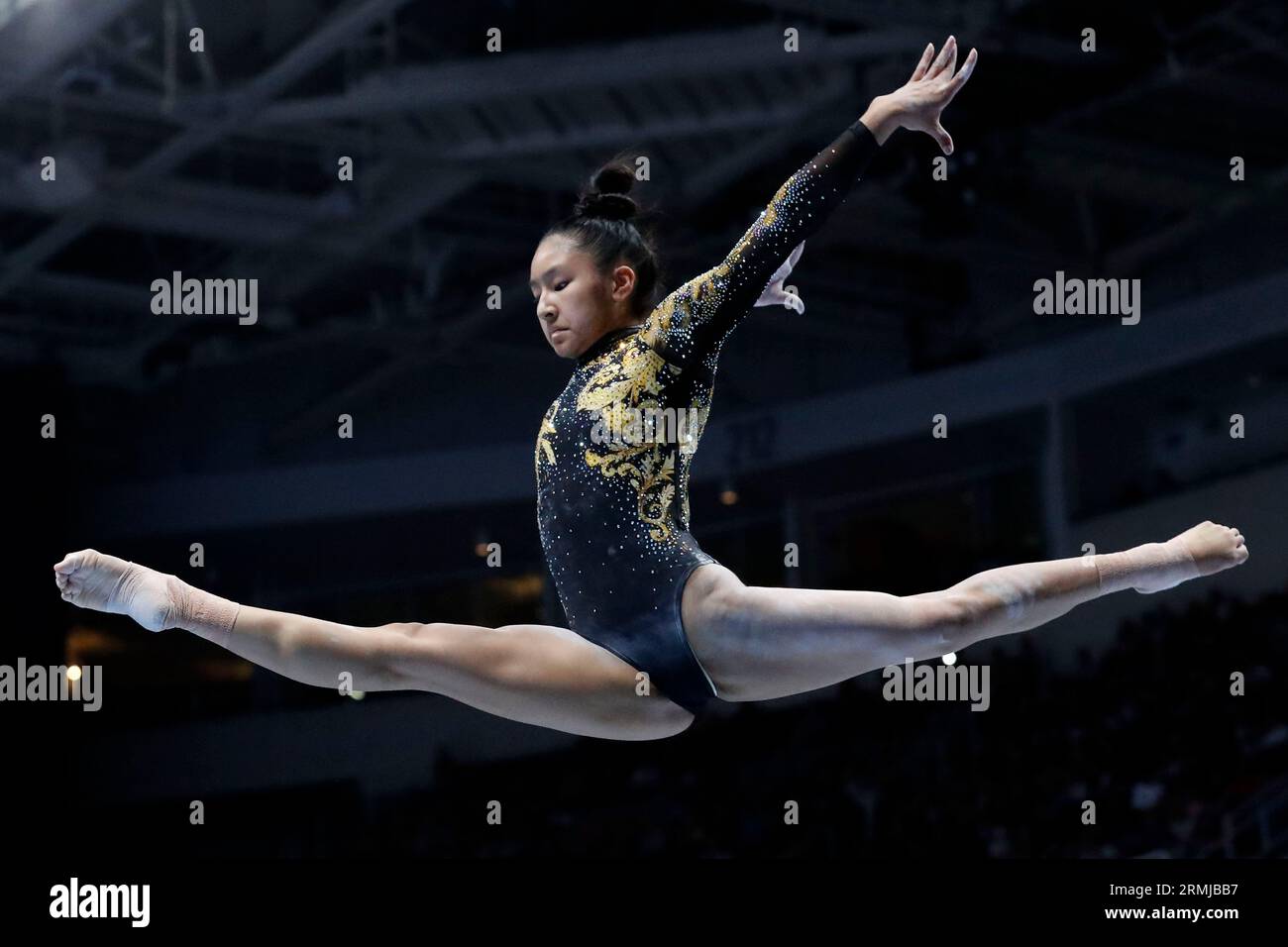 August 27, 2023, SAN JOSE, CALIFORNIA, USA: Myli Lew (215) competes on ...