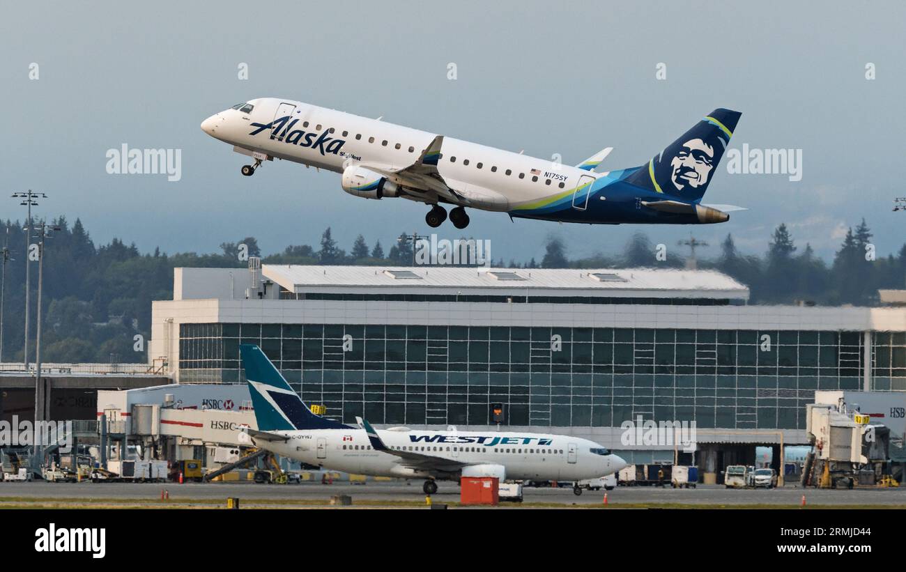 Richmond, British Columbia, Canada. 19th Aug, 2023. An Alaska SkyWest ...