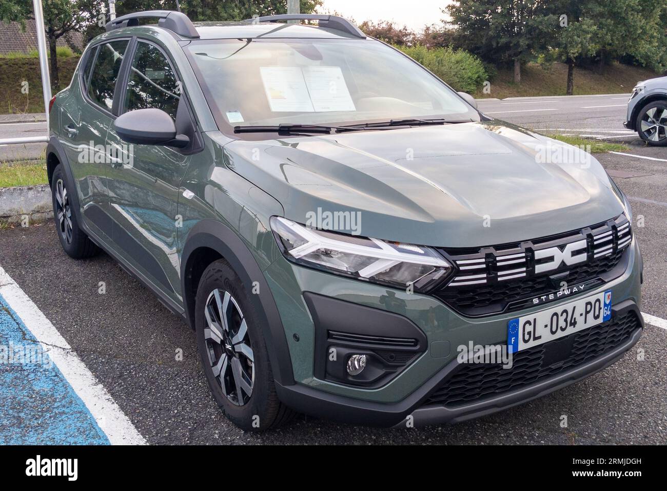 Stepway logo hi-res stock photography and images - Alamy