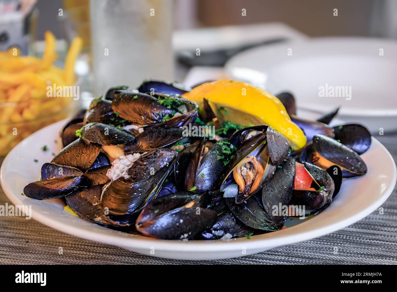 Mussels and fries, france hi-res stock photography and images - Alamy