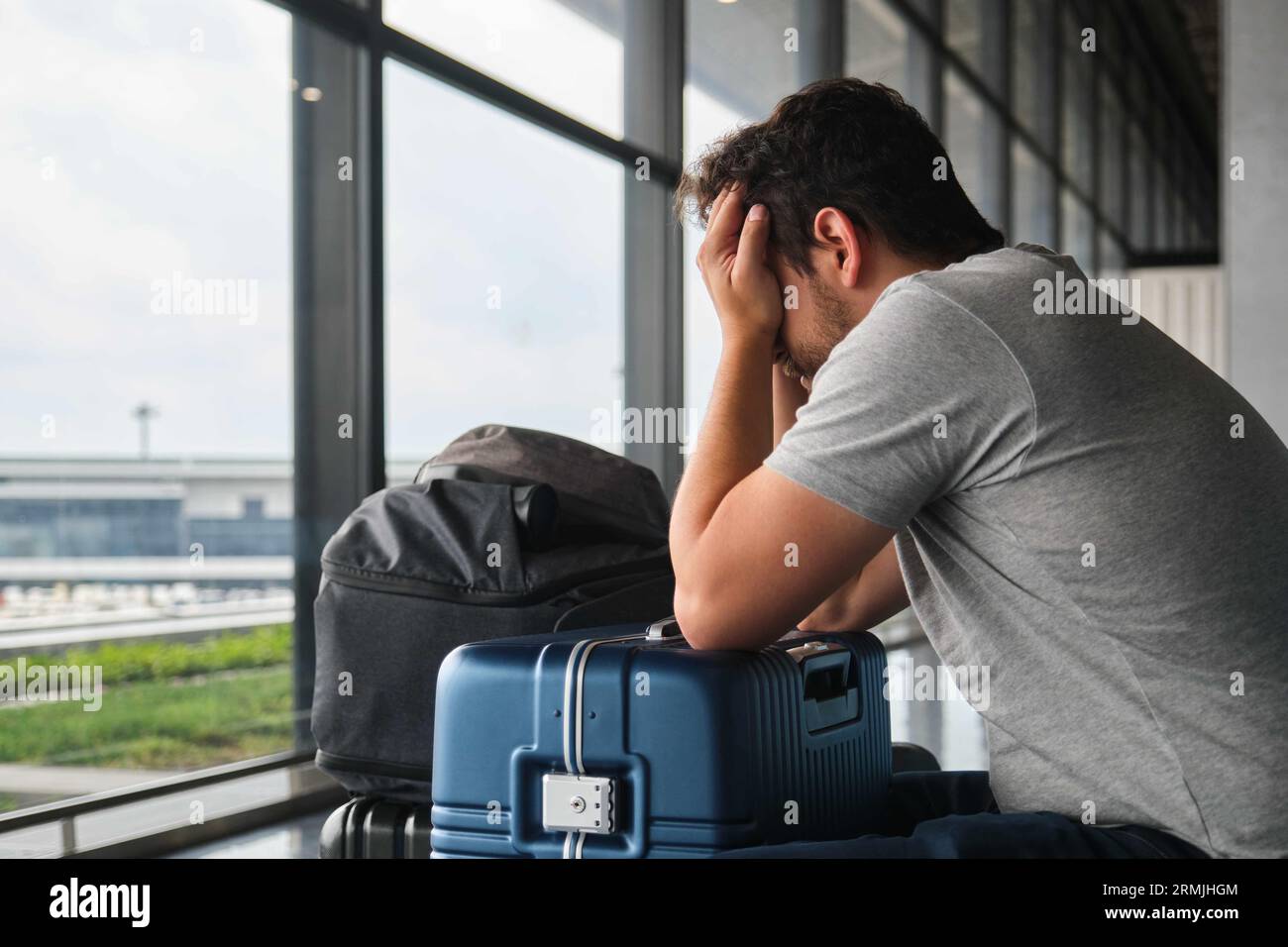 Frustrated person airport hi-res stock photography and images - Alamy