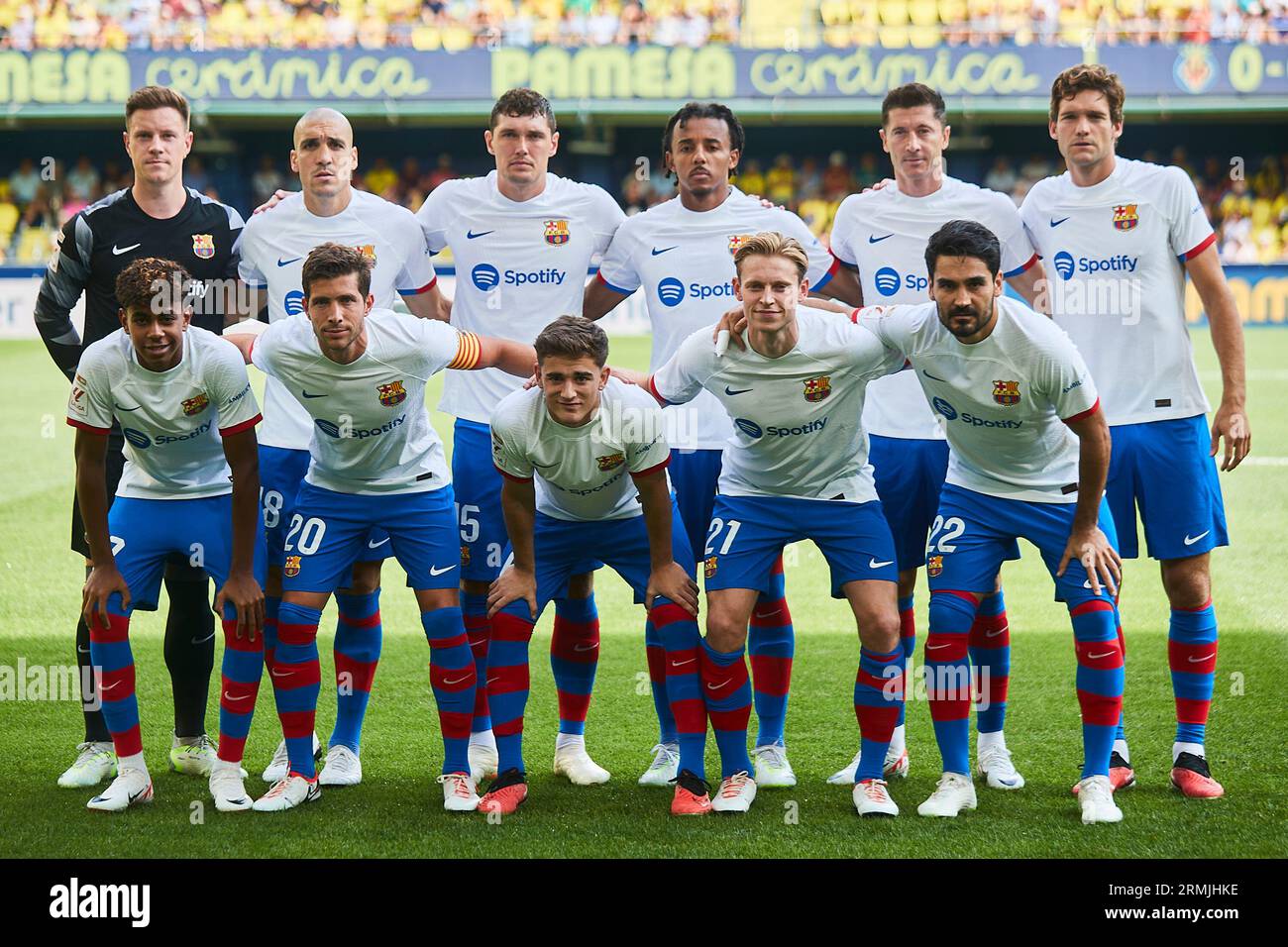 FC Barcelona line up during the LaLiga match between Villarreal v ...