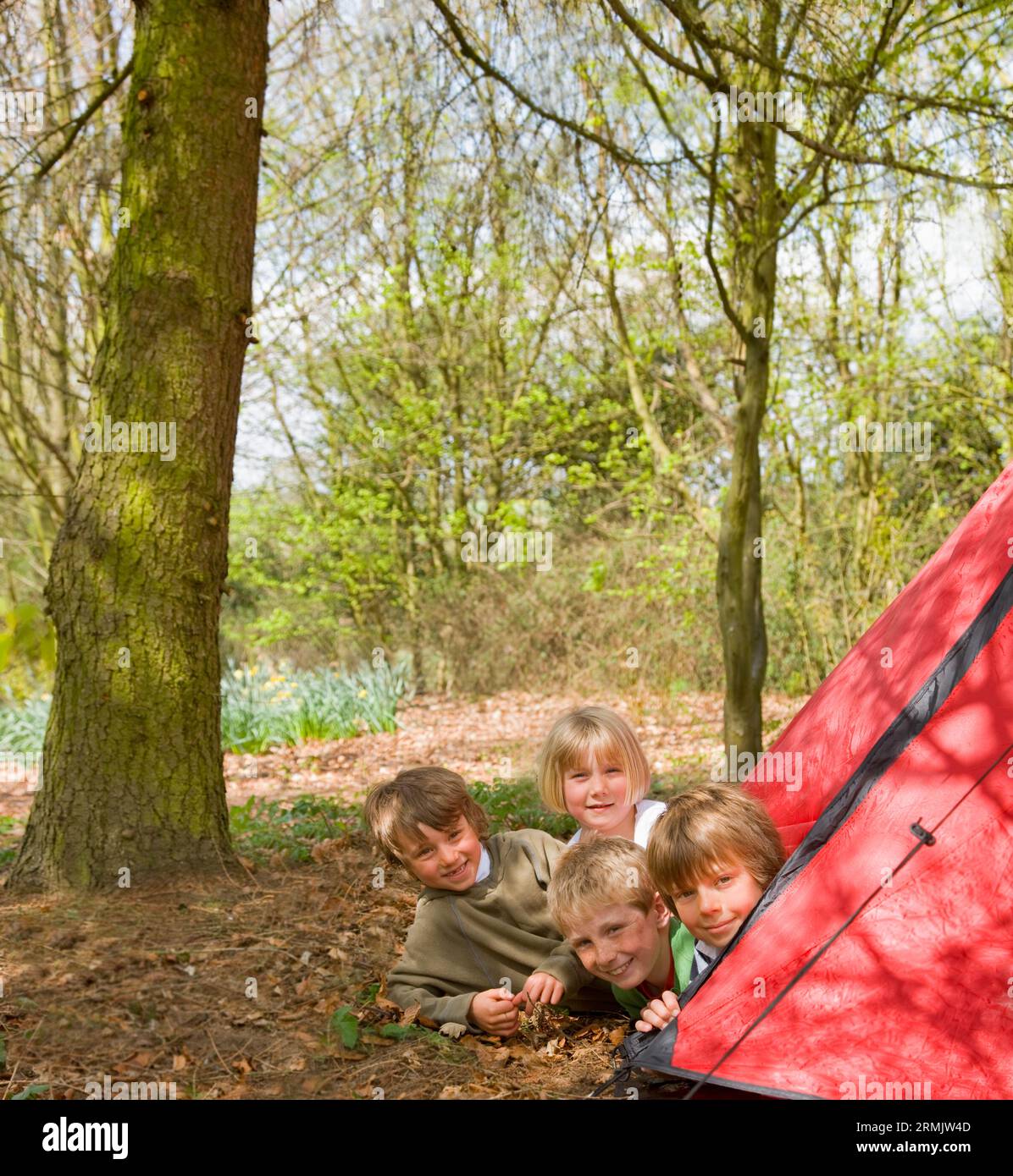 Tent opening kids hi-res stock photography and images - Alamy