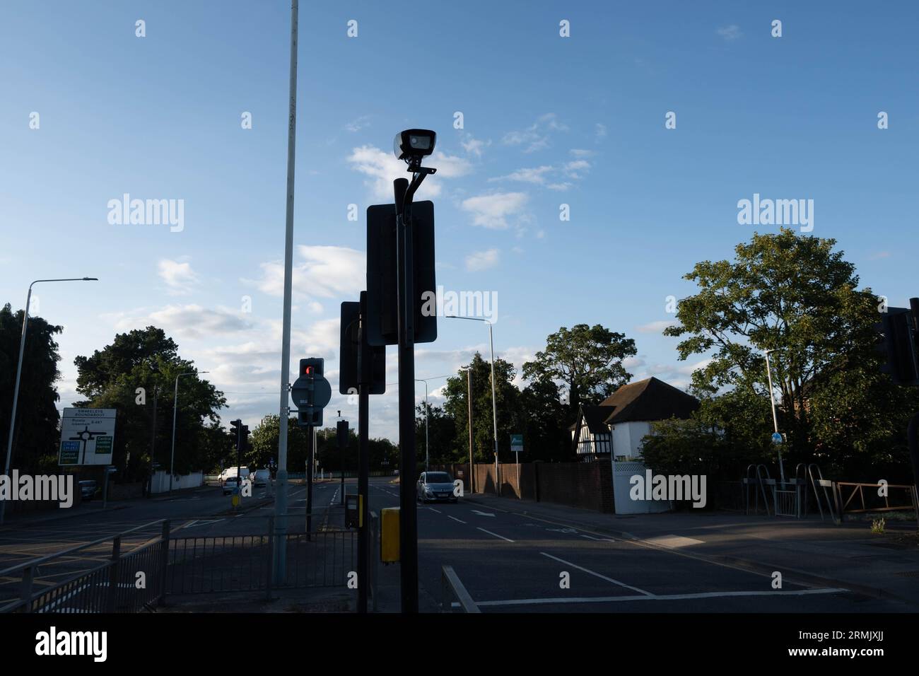 Camera monitoring ulez hi-res stock photography and images - Alamy