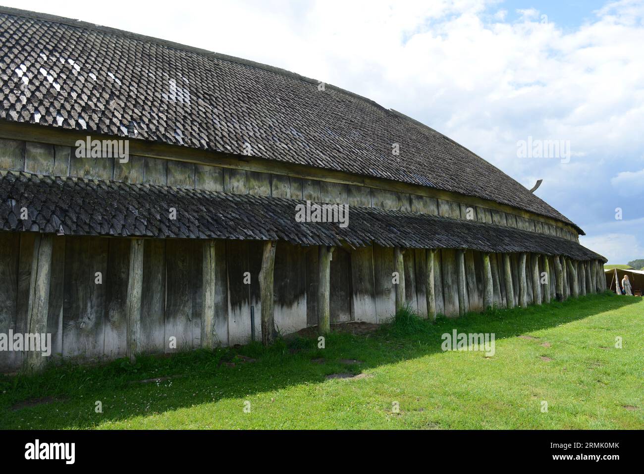 Viking age house hi-res stock photography and images - Alamy
