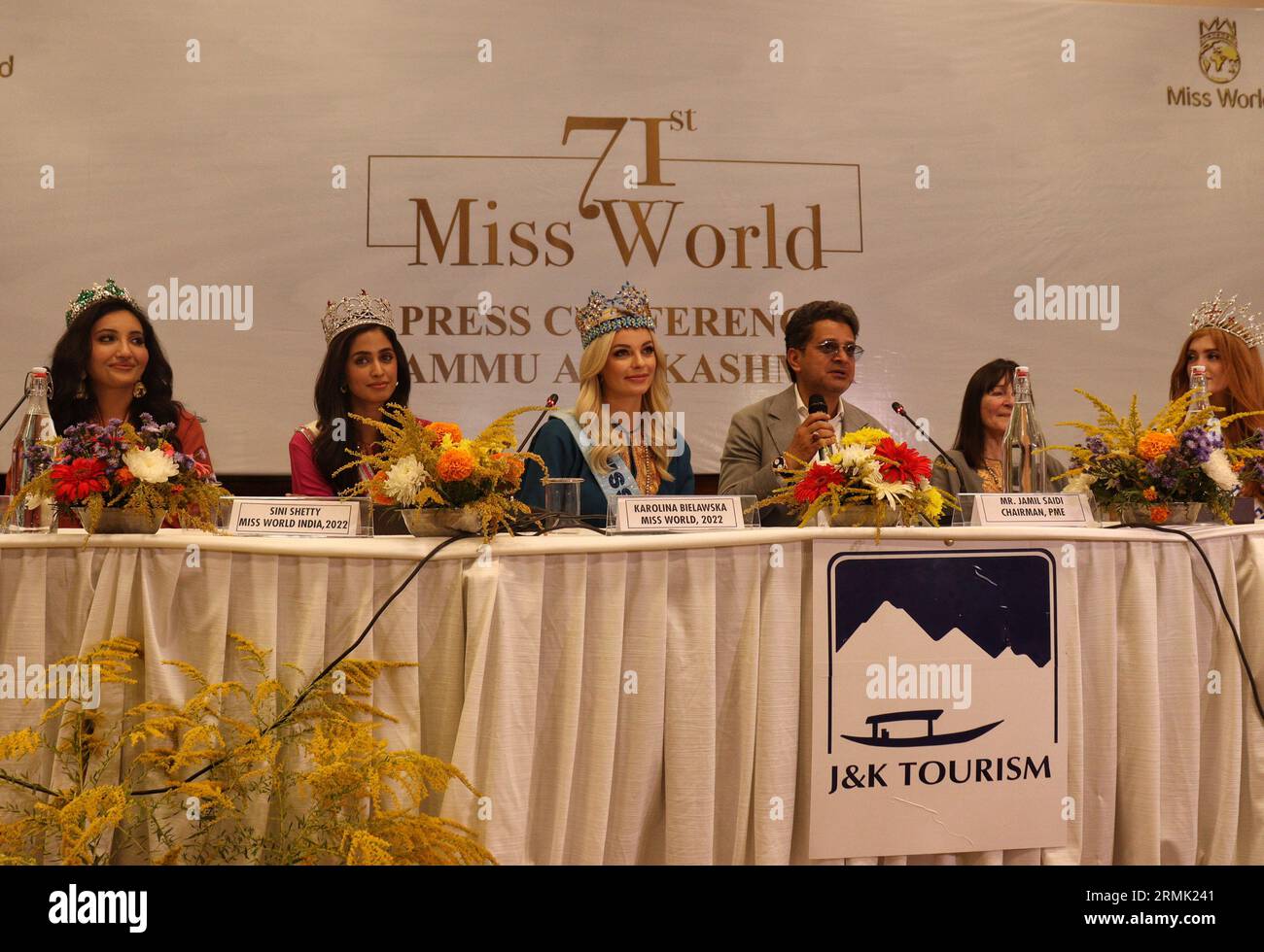 Emmy a pena hi-res stock photography and images - Alamy