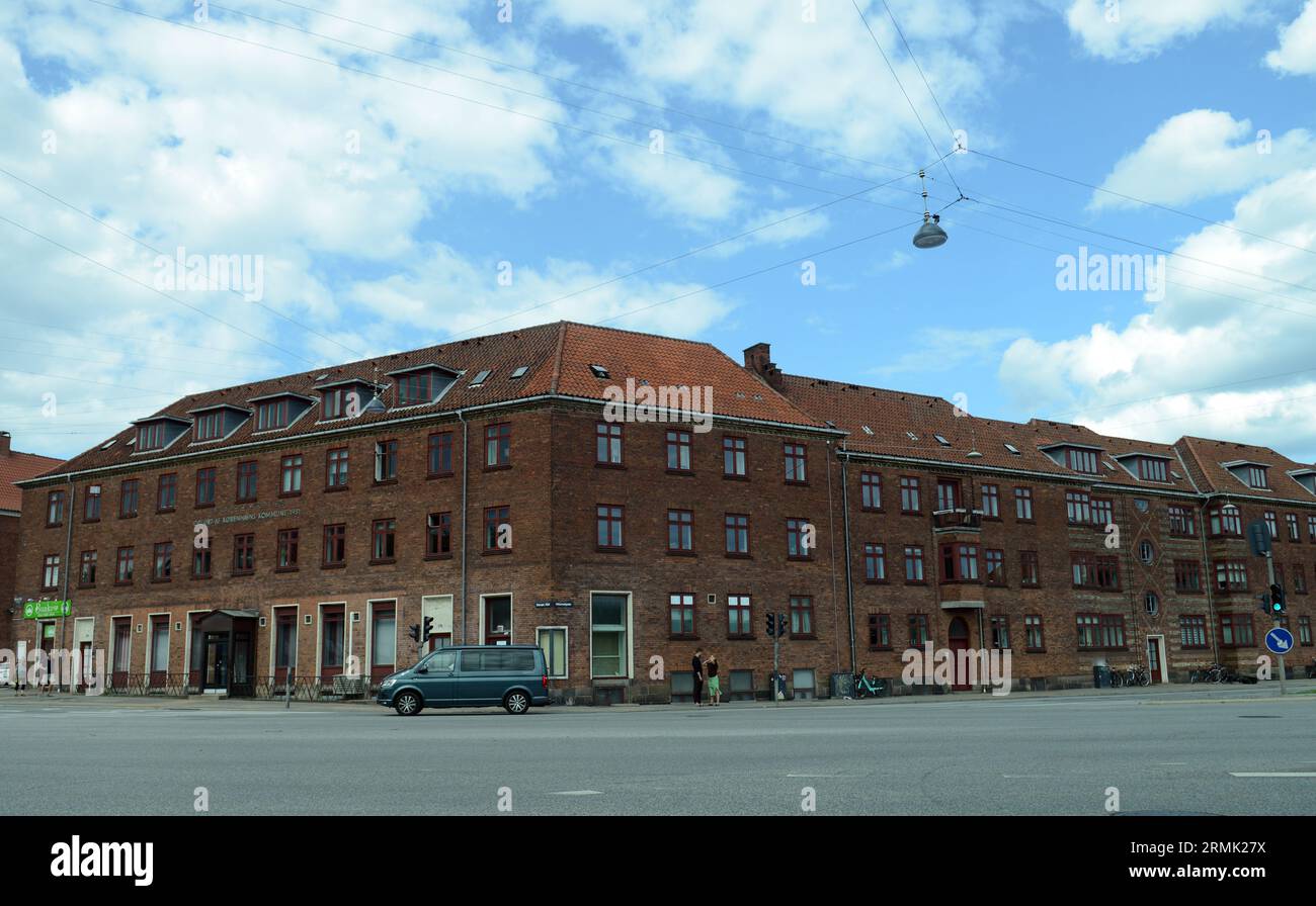 Bricke building hi-res stock photography and images - Alamy